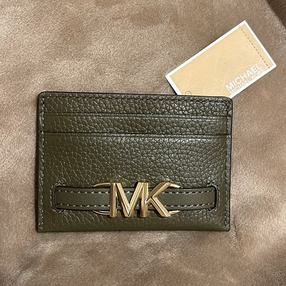 MICHAEL Michael Kors | Bags | Nwt Michael Michael Kors 88 Ret Reed Card ...